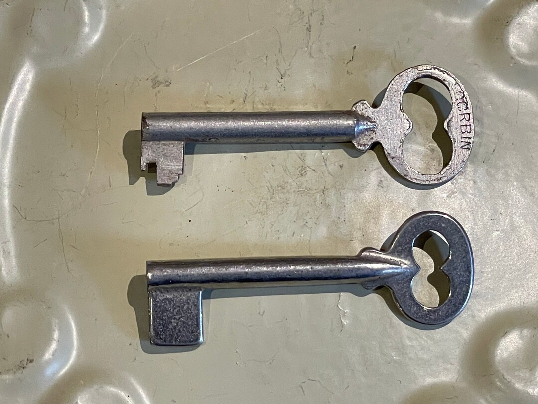 Set of 2 Authentic Vintage Early 1900's Metal Door Lock Skeleton Keys ...