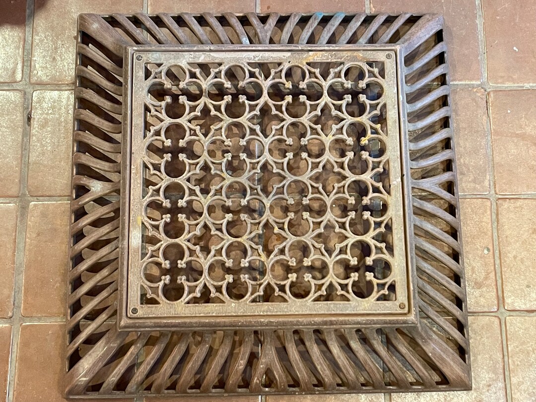 Vintage Late 1800's - Early 1900's Ornate Scrolling & Floral Design ...