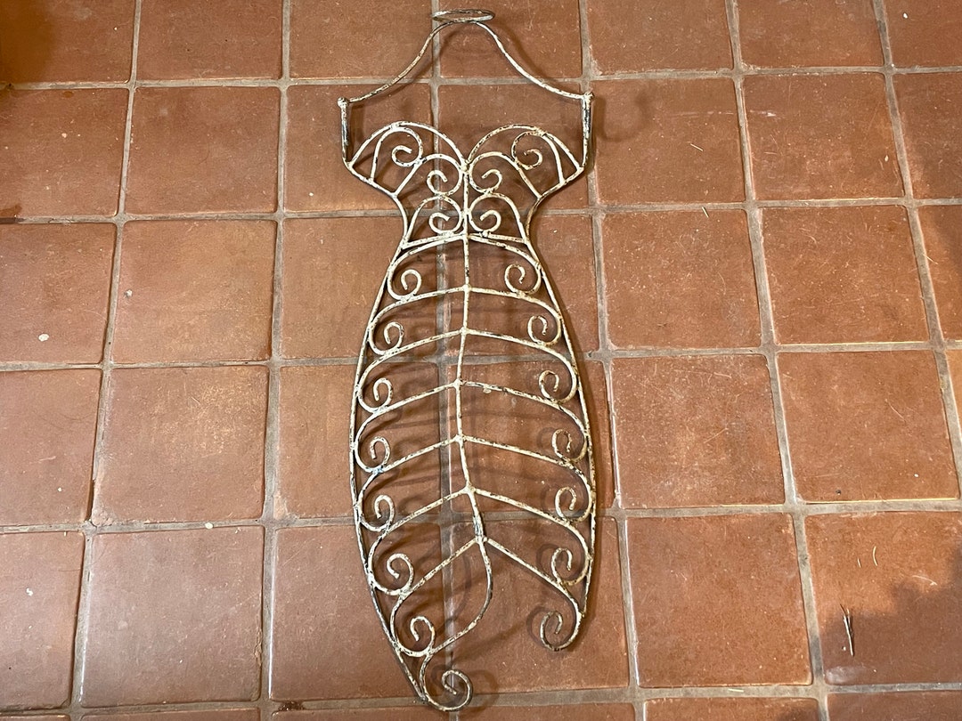Handmade Cutout, Shaped & Welded Metal Wall Hanging Dress Form ...