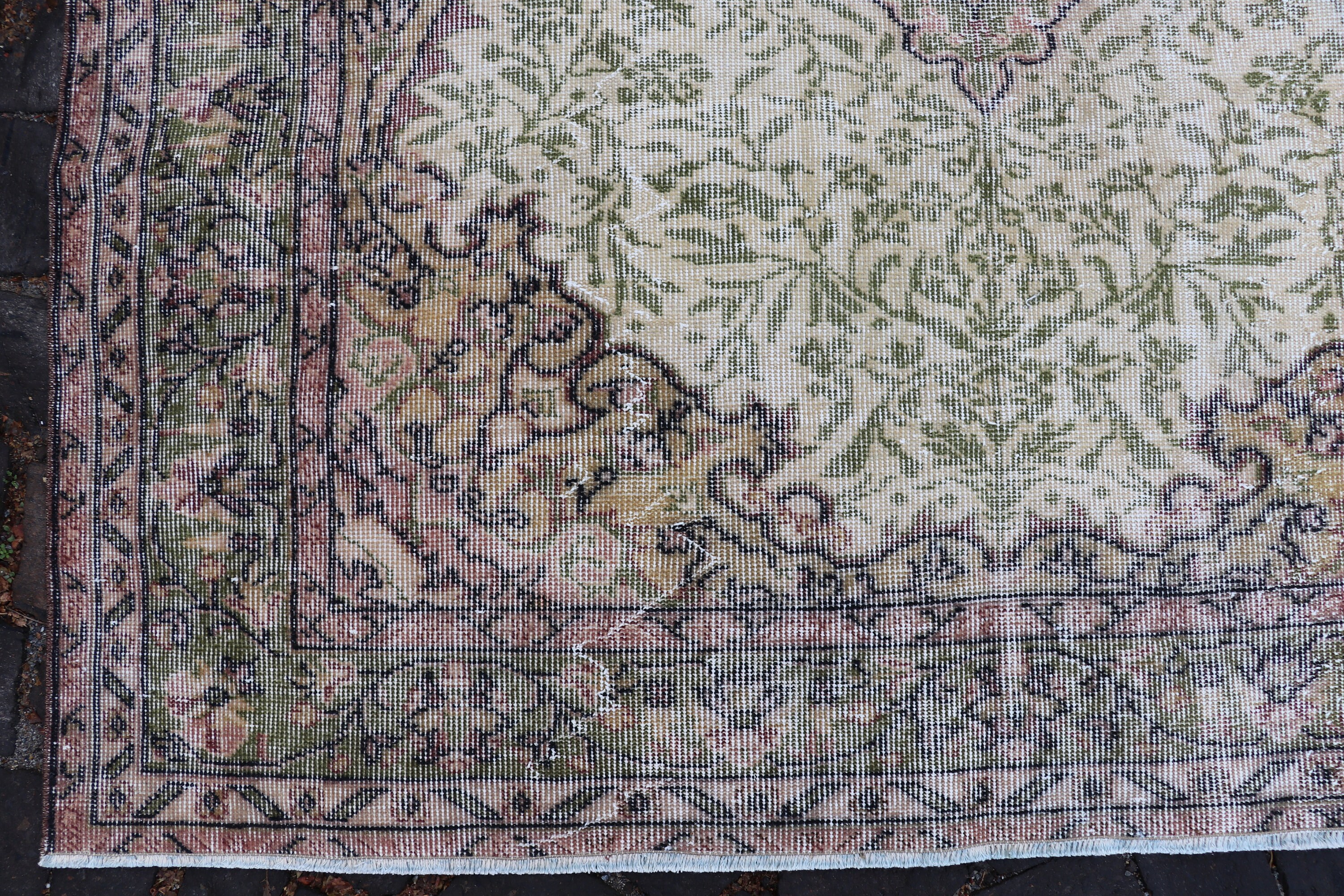 Turkish rug Vintage rug Green rug Tribal rug 5.6 x 8.8 ft | Etsy