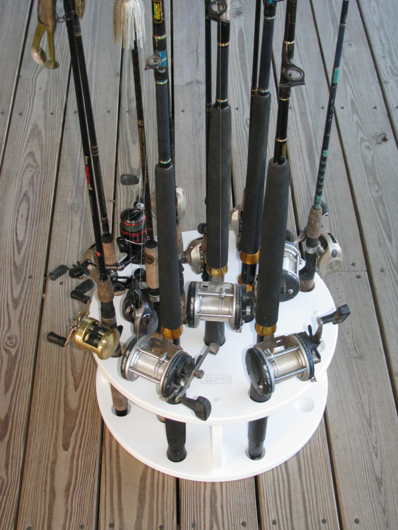 Circular Fishing Rod Rack for 16 Big Game Rods & Reels Plus Easy ...