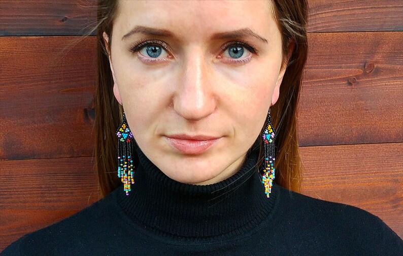 Zwarte Indiaanse stijl Dangle Bead oorbellen Indiaanse stijl - Etsy ...