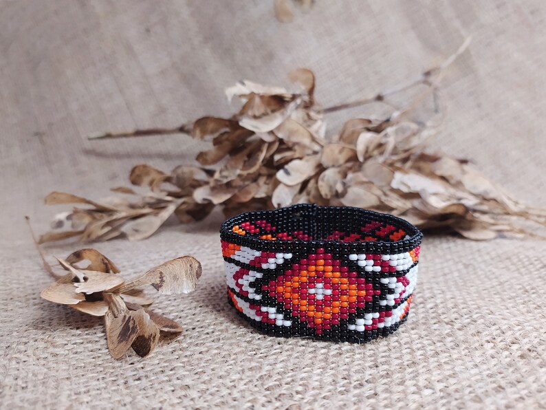 Red Vibrance Native America Style Bead Bracelet, Bead Loom Bracelet ...