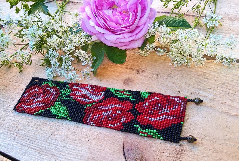 Red Roses on Black Background Bracelet Red Roses Bead | Etsy