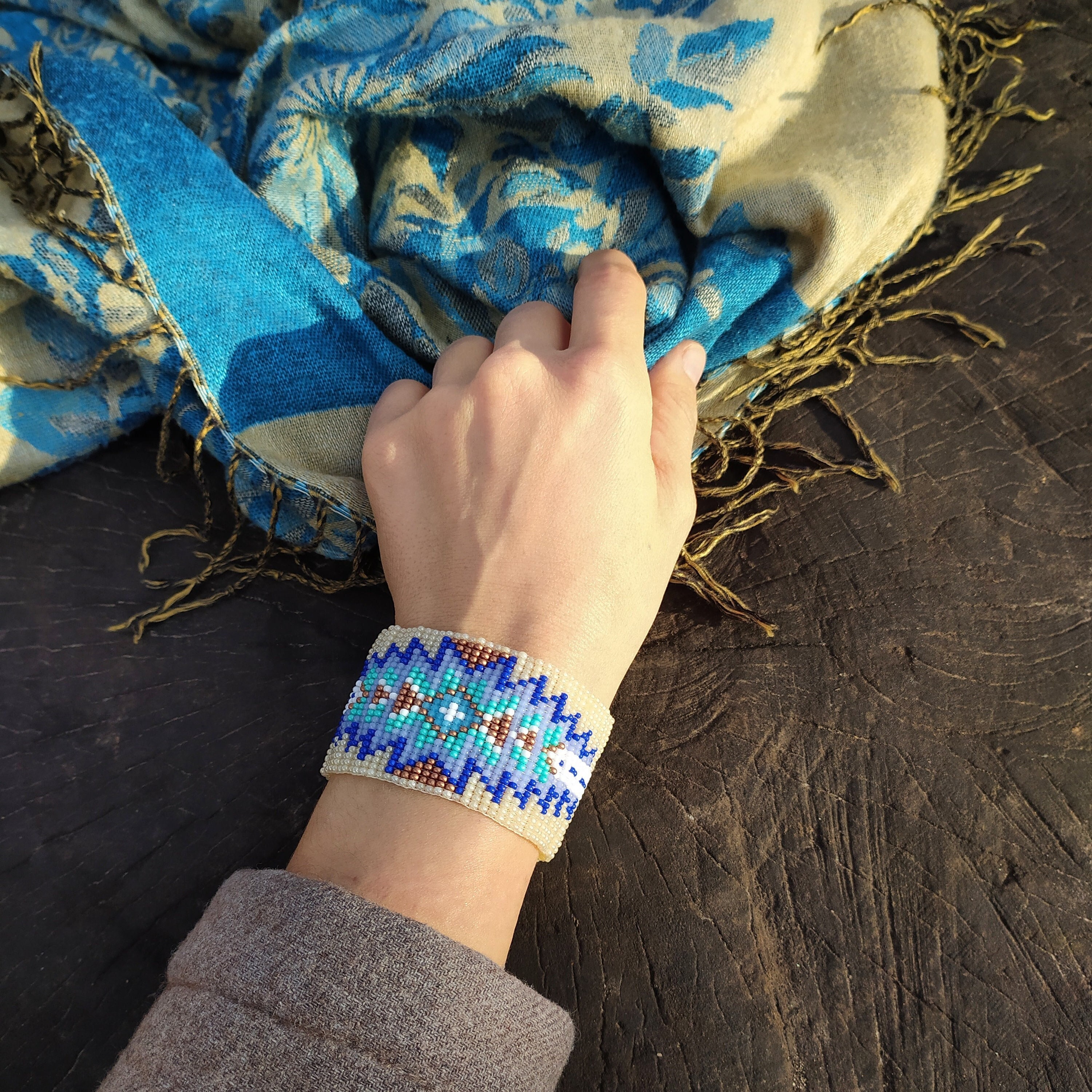 Cherokee Style Beige Old Tribes Pattern Cuff Bracelet, Unisex Bead Loom ...
