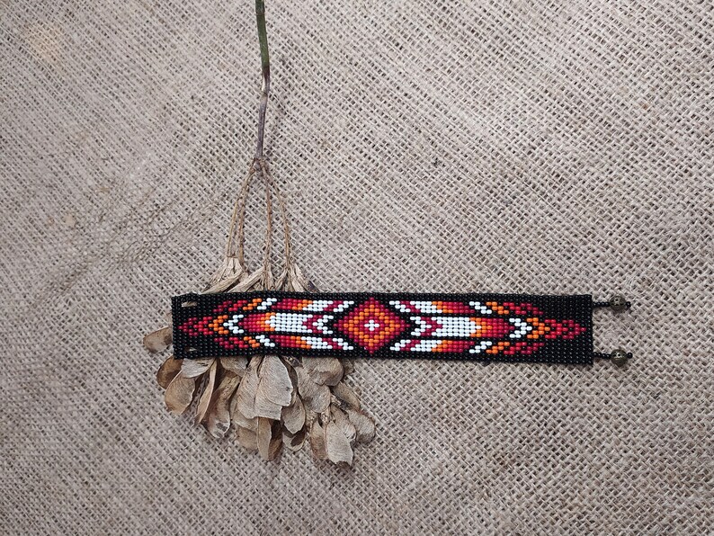Red Vibrance Native America Style Bead Bracelet, Bead Loom Bracelet ...