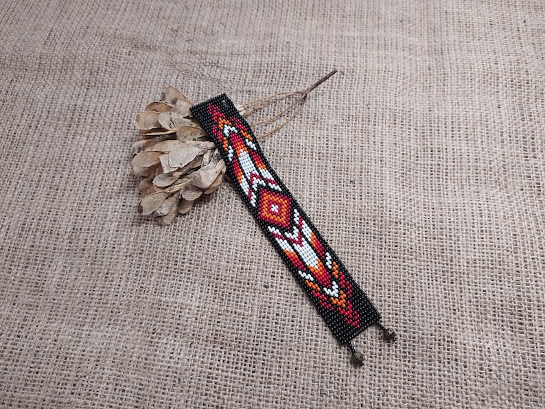 Red Vibrance Native America Style Bead Bracelet, Bead Loom Bracelet ...