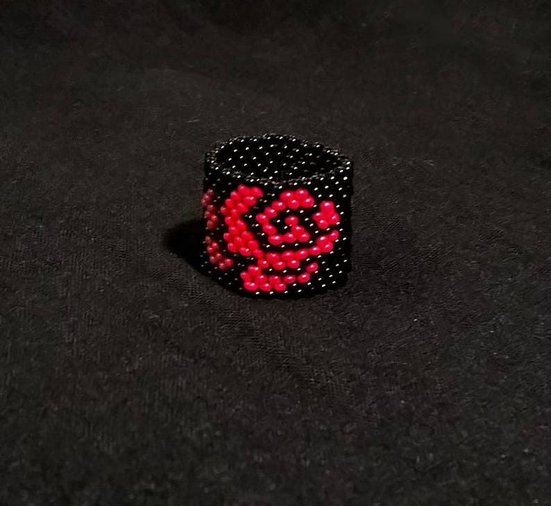 Beaded Ring with Red Roses on Black Background Ring Peyote | Etsy