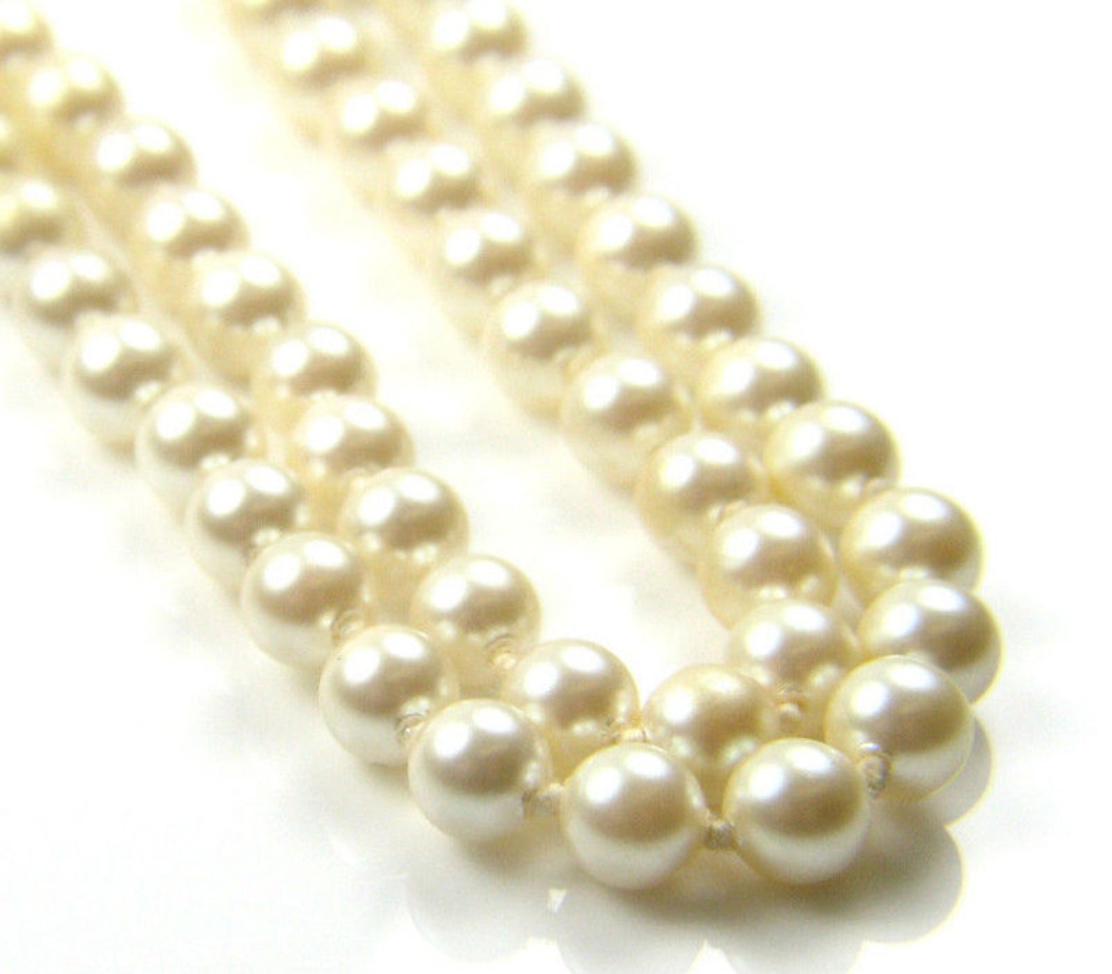 Ladies Double String Pearl Necklace Set With 9ct Gold Catch. 17 Inch ...