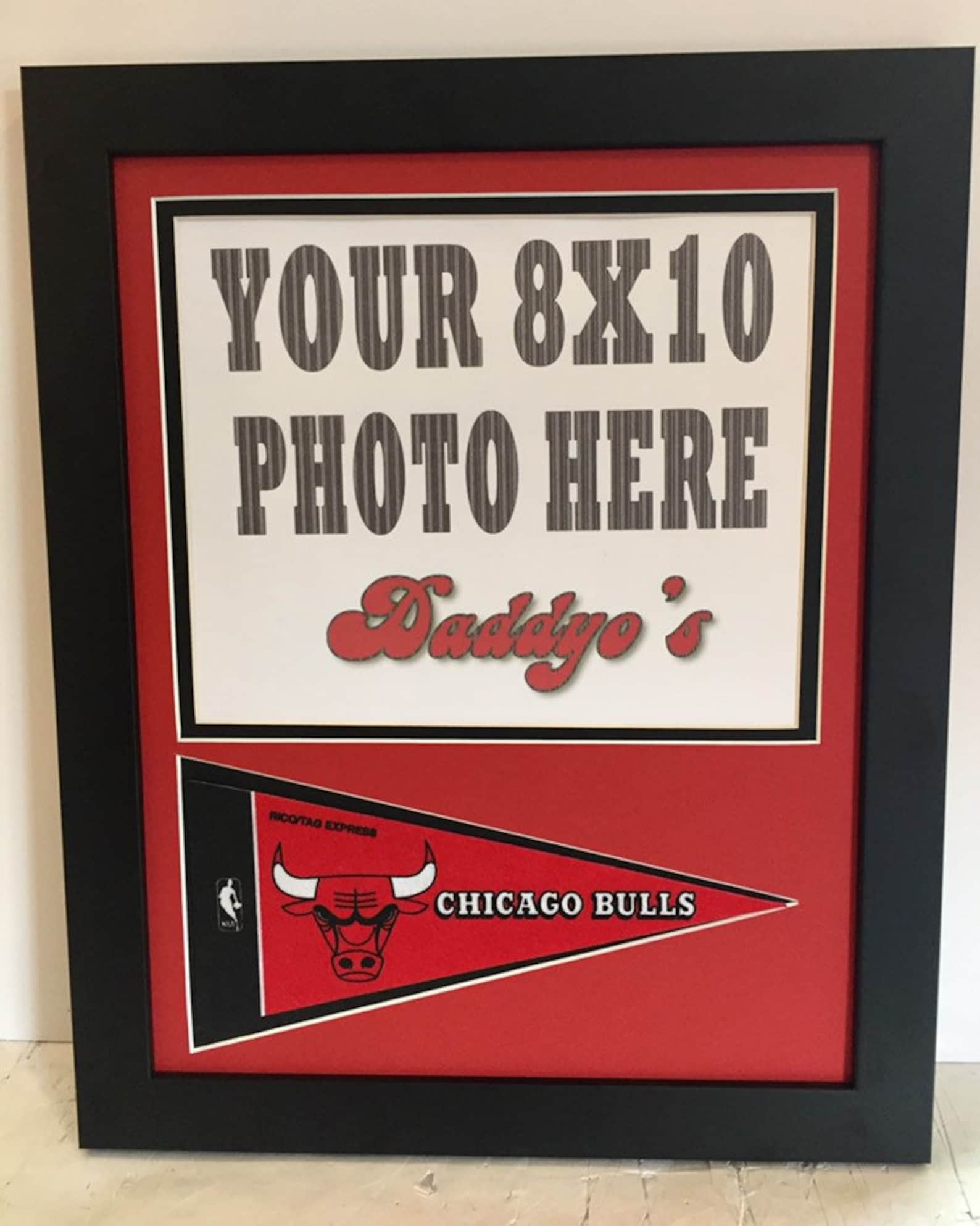 Chicago Bulls Picture Frame W/ Mini Pennant. Displays 8x10 - Etsy