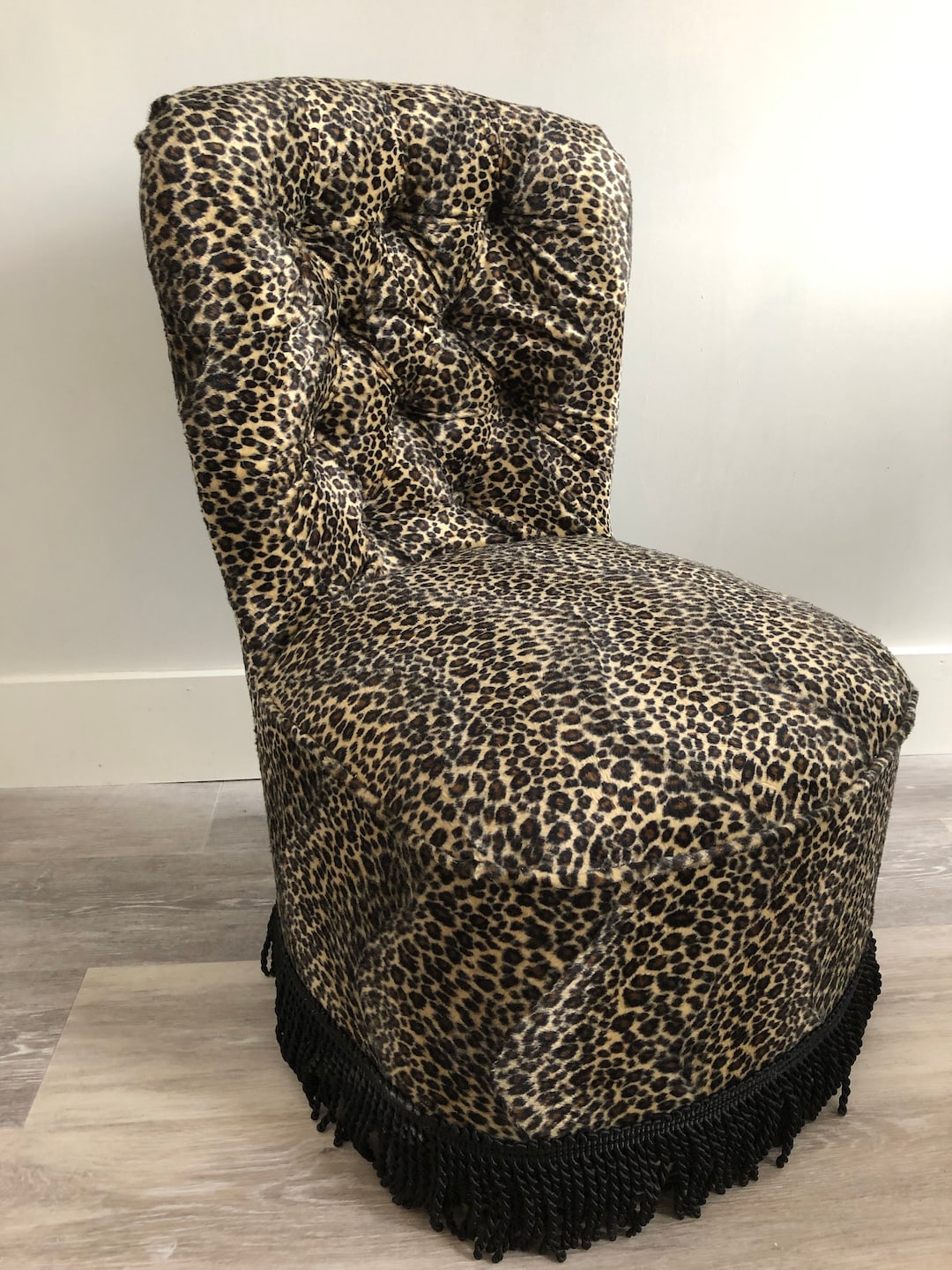 Vintage Queen Chair Choice of Fabrics - Etsy