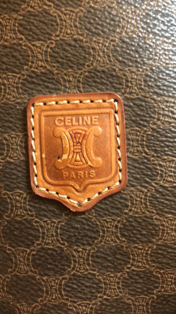 Celine Vintage signature leather & authentic, large 1… - Gem