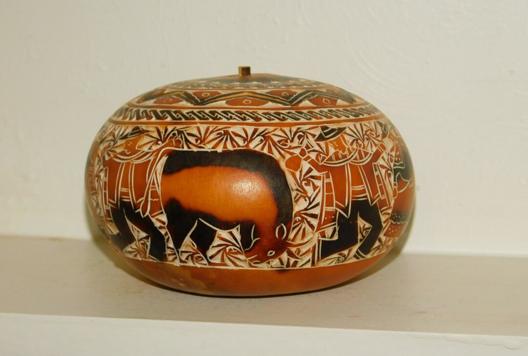 Vintage Etched Pyro Art Peruvian Gourd Hidden Trinket Box Hand Carved ...