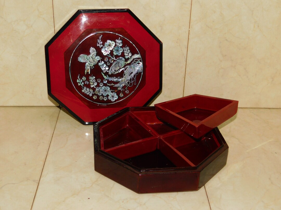 Vintage Bento Box W/ Removable Dividers ~ Lacquered Wood W/ Inlaid ...