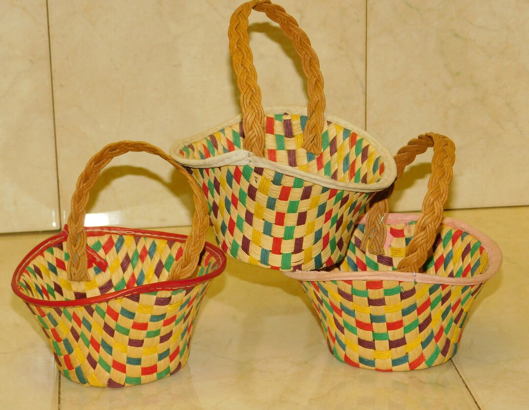 3 Colorful Vintage Easter Baskets ~ Multi Color Small Woven Baskets W ...