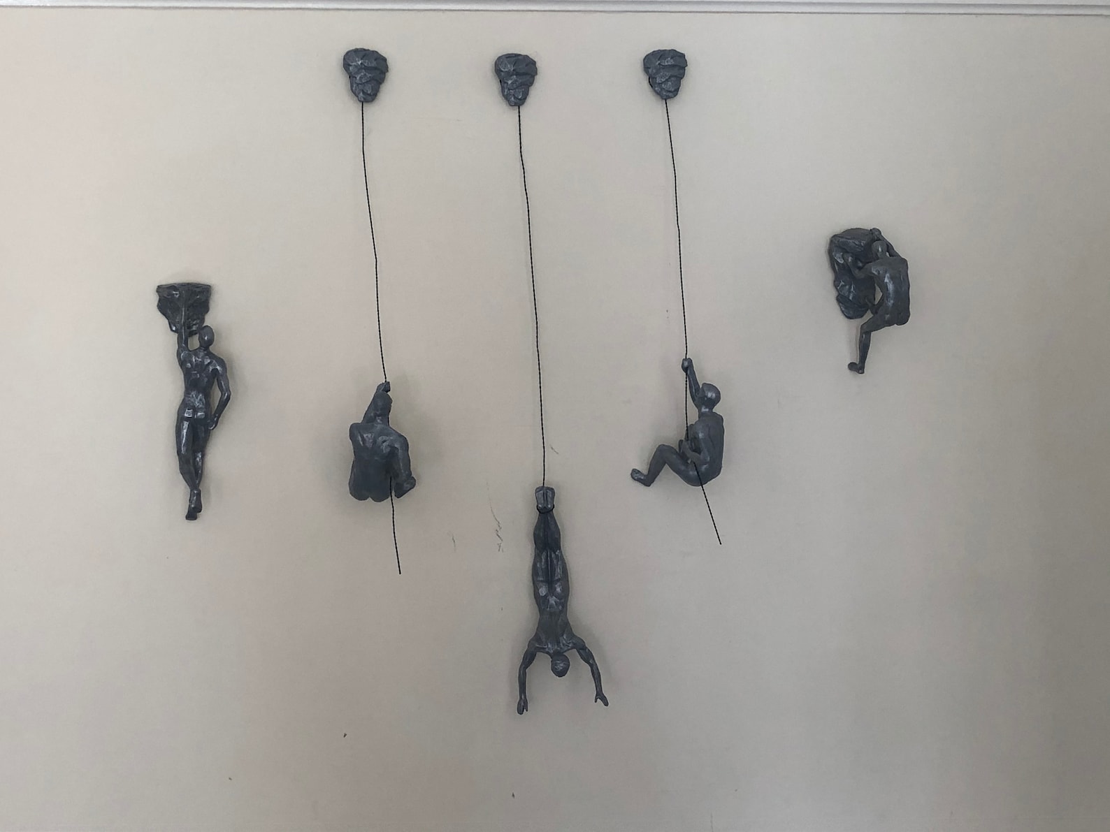 Large Bronze Two-handed Rock Climber Figurine Wall Climbing Man ...