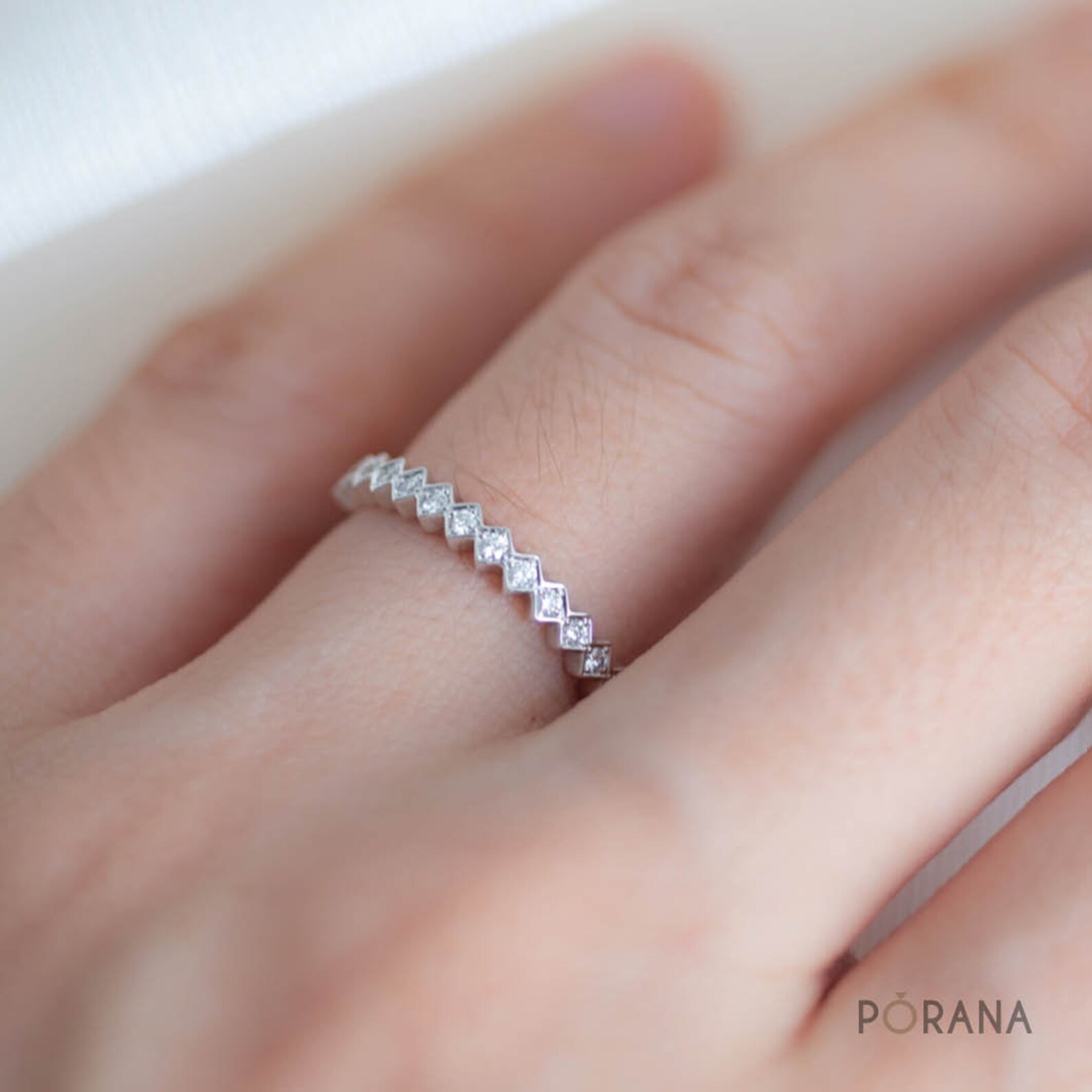 WEAVE Round Diamond Band Ring in 14K/18K Solid Gold - Etsy