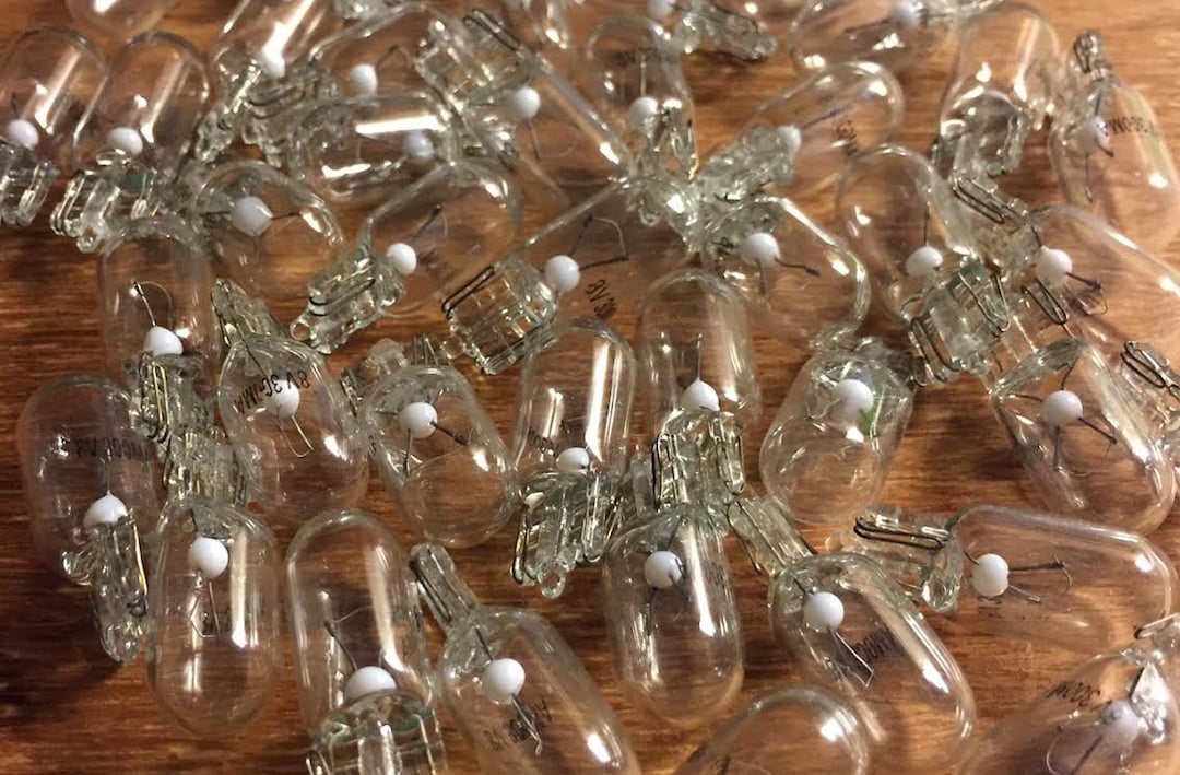 10 Wedge Base Incandescent Lamps 8v-300ma Bulbs / for Pioneer and Other ...