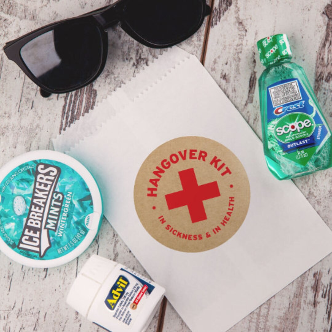 Hangover Kit Stickers: Bachelorette Party Favors, 2.5" Circle (set of ...