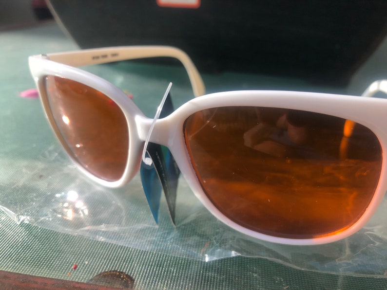 Vintage White 1980s NOS Blue Blocker Sunglasses Nylon Frames - Etsy