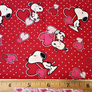 SNOOPY LOVE Inspired 100% Cotton Fabric, Fat Quarters, 1/2 Yards - Etsy