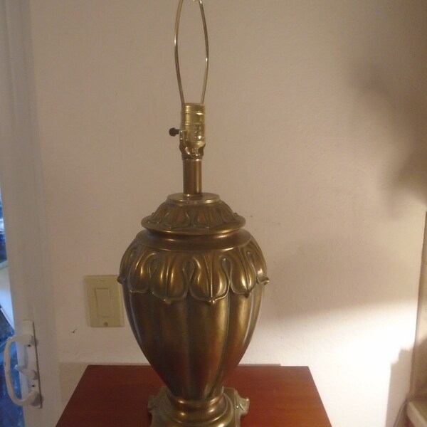 Underwriters Laboratories Table Lamp - Etsy