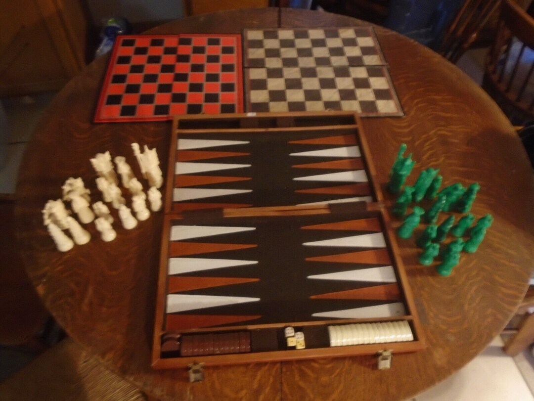Vintage Collectible Wooden Chest Backgammon & Chess Board - Etsy