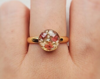 Resin Flower Ring - Etsy