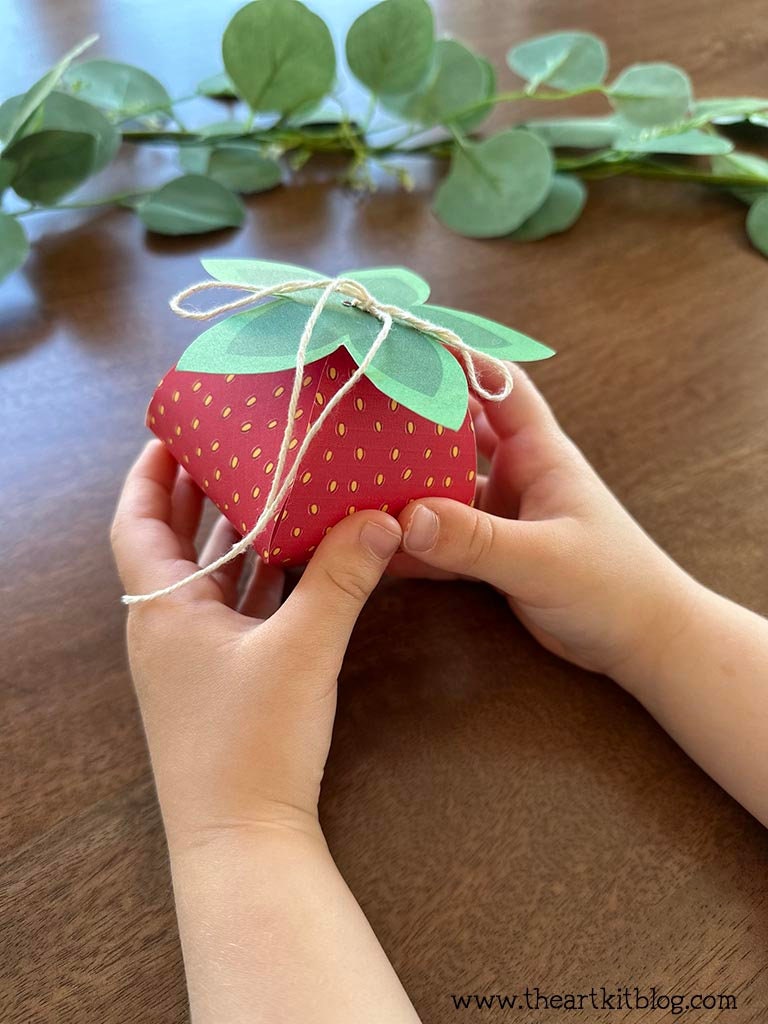 DIY Paper Box Strawberry PRINTABLE, Strawberry Treat Box, Party ...