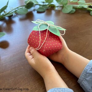 DIY Paper Box Strawberry PRINTABLE, Strawberry Treat Box, Party ...