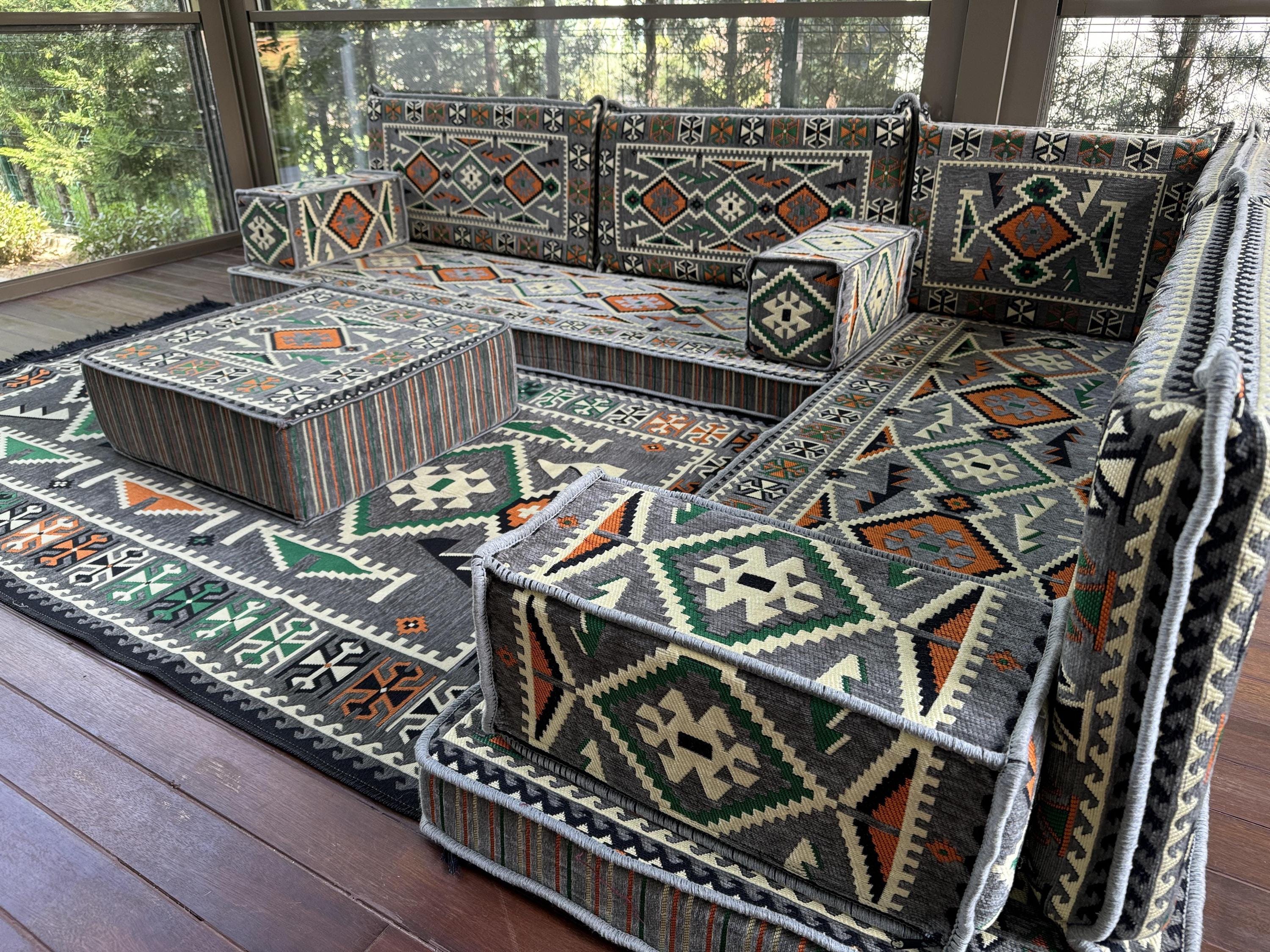 Gray Sofa, Ottoman Floor Seating, Traditional Floor Sofa, U-shaped ...
