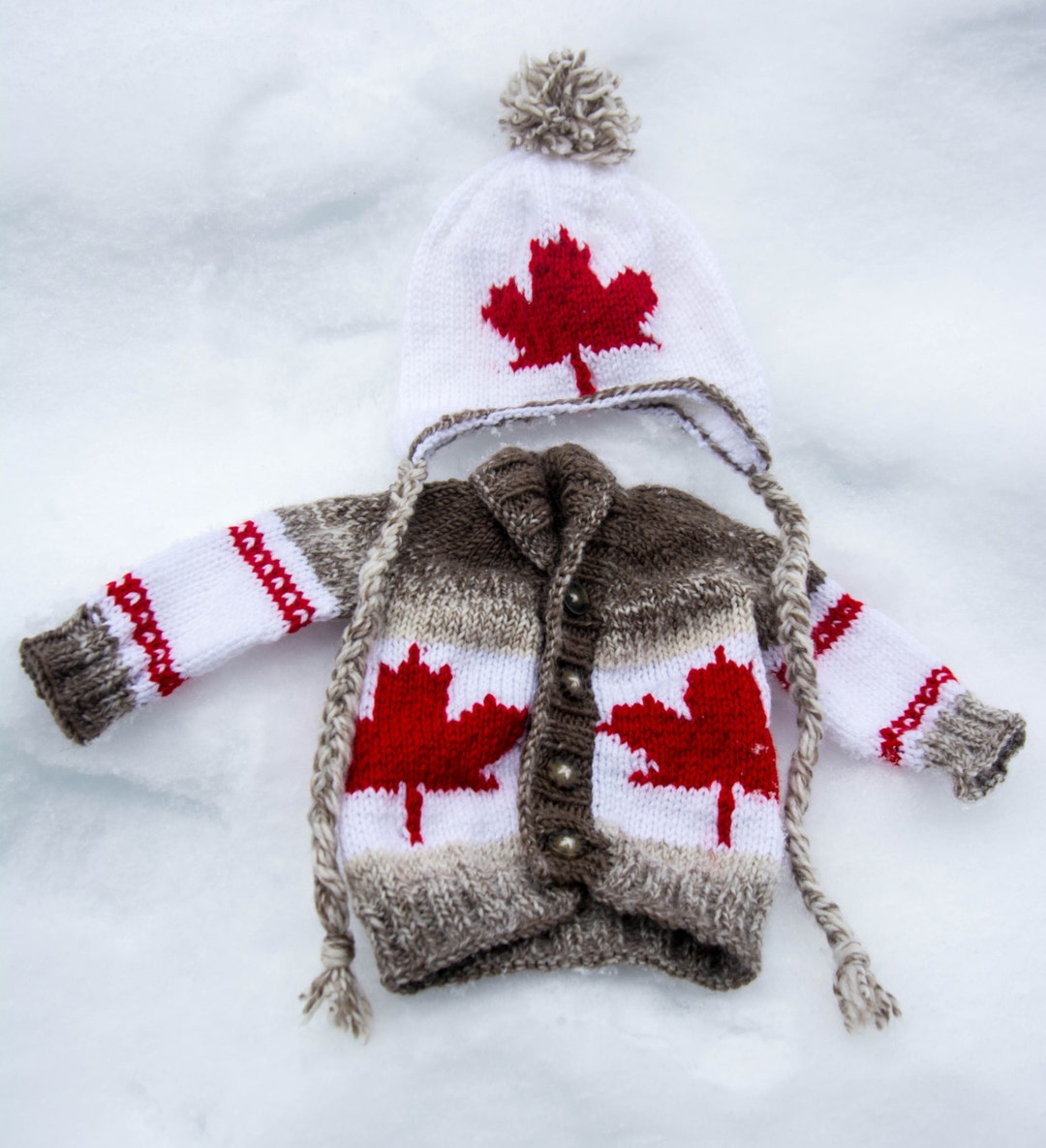 Tiny Canadian Pattern - Etsy