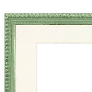 Crown Green Photo Frame With Ivory Mount, Wooden Bobbin Distressed ...