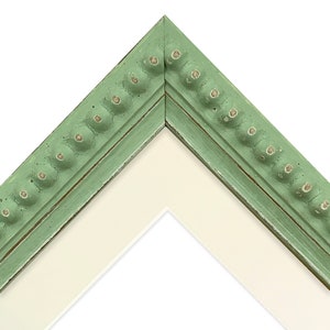 Crown Green Photo Frame With Ivory Mount, Wooden Bobbin Distressed ...