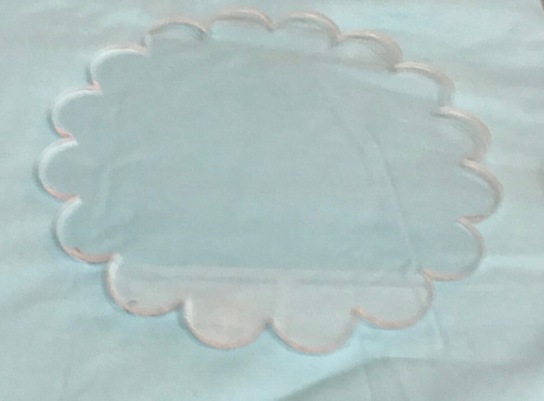 1/4" Thick Clear Acrylic Scalloped Disc (choice of Size and Quantity ...