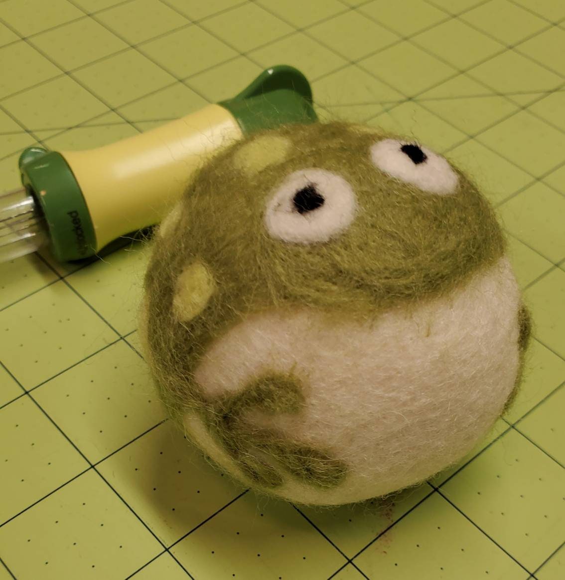 Frog Ball.. Wool Felt Ball. Toy. Dryer Ball. Decor. Ornament. - Etsy