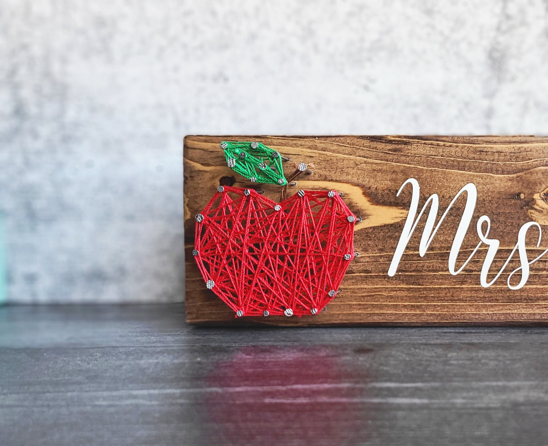 Apple String Art Name Sign Personalized Teacher Hand - Etsy