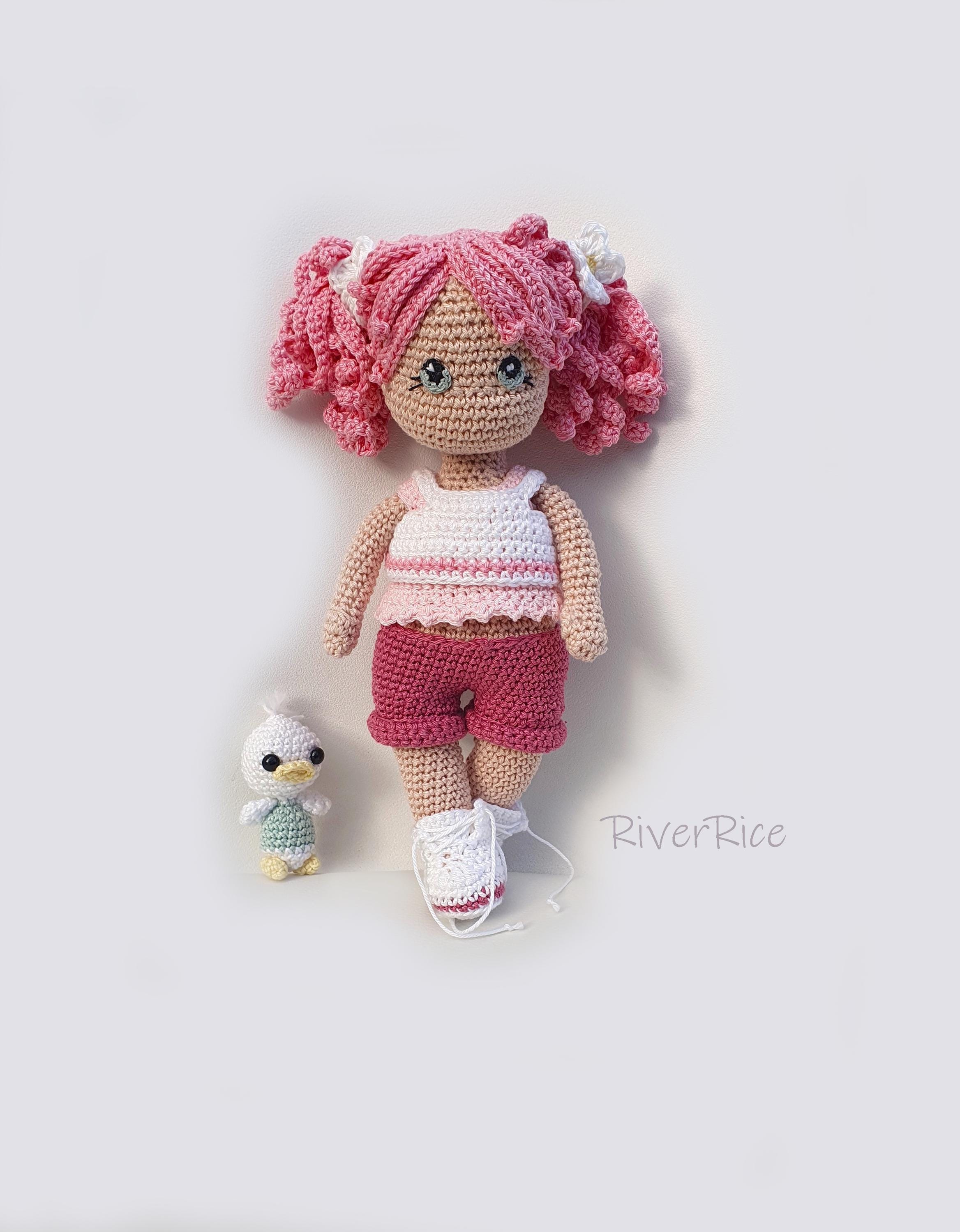 Crochet Pattern Tess, Pattern Includes Doll, Clothes and Little Duck ...