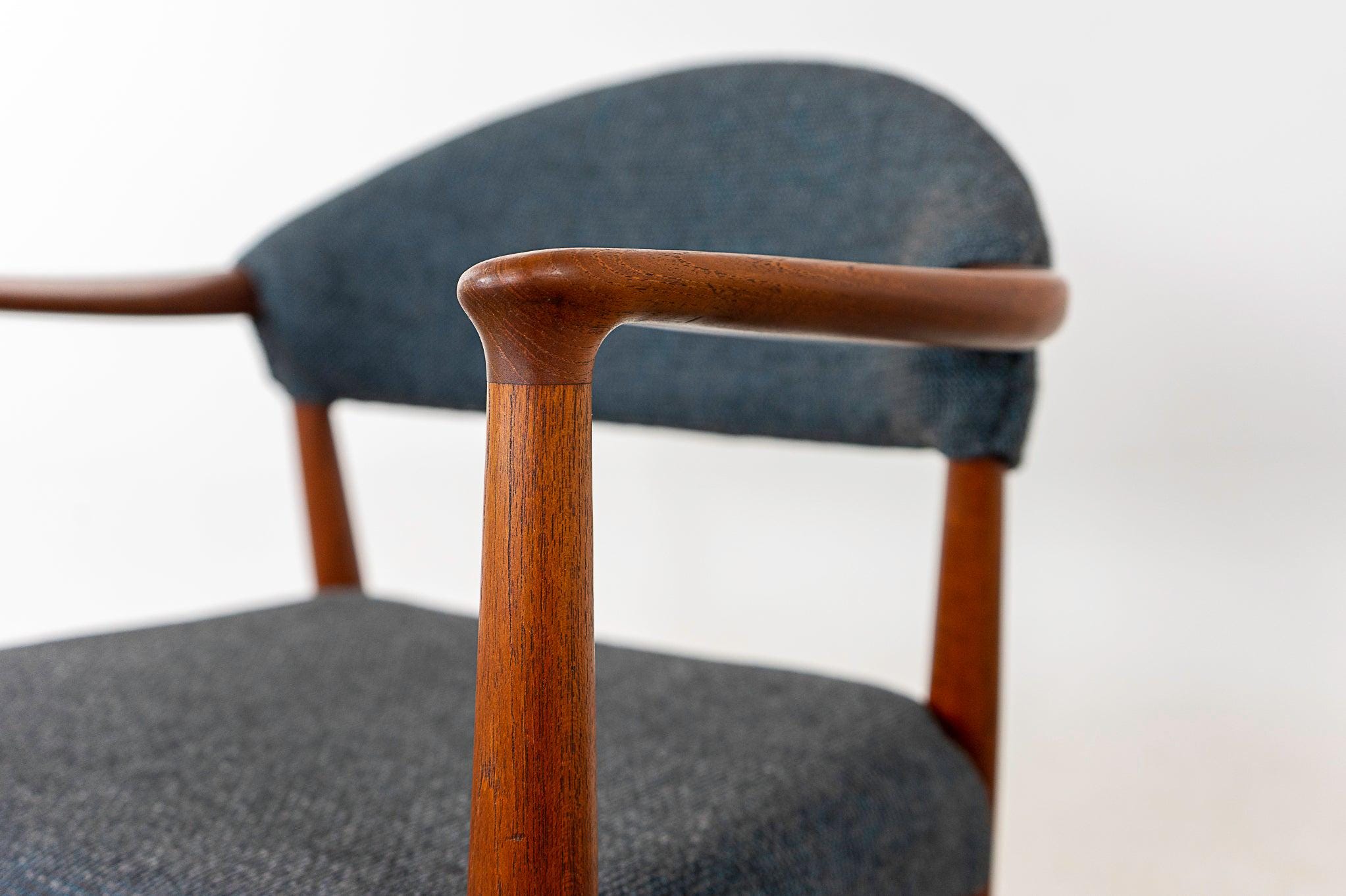 Teak Model 223 Arm Chair by Kurt Olsen - (321-111.3) - Etsy