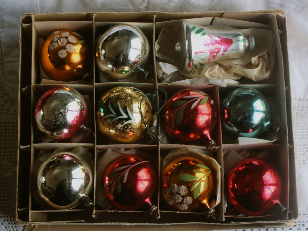 Vintage Christmas Baubles 60's/70s (*19) - Etsy