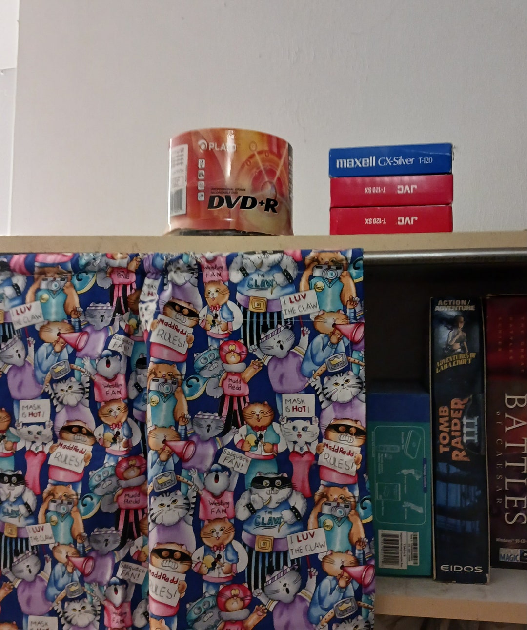 Hideaway Skirt/curtain Valance for Under Cupboard, Cabinet, Kitchen ...