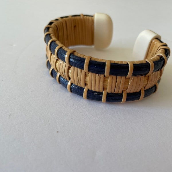 Nantucket Bracelets - Etsy