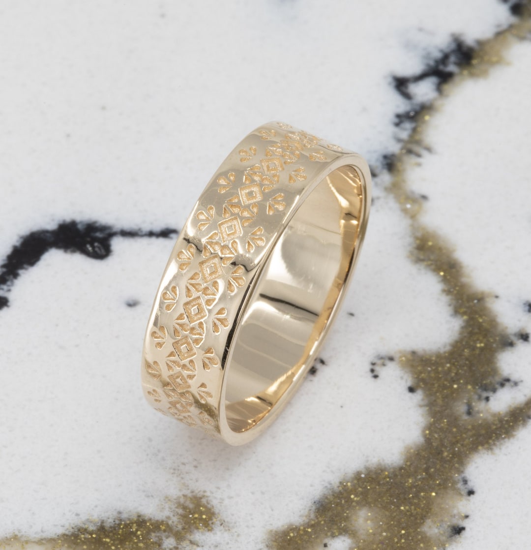 Aztec Gold Ring, Patterned Wedding Band, Unique Pattern Ring, Aztec ...