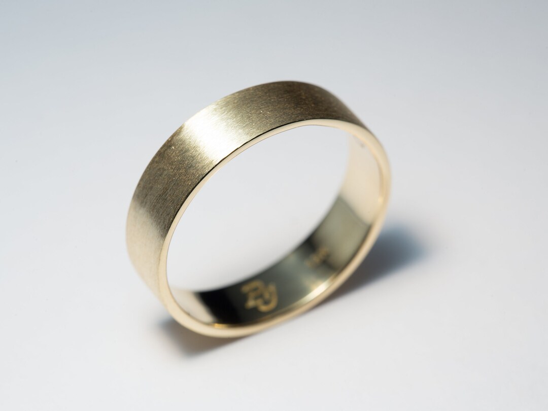 Simple Mens Wedding Band, Brushed 18K Gold Wedding Band, Yellow Gold ...