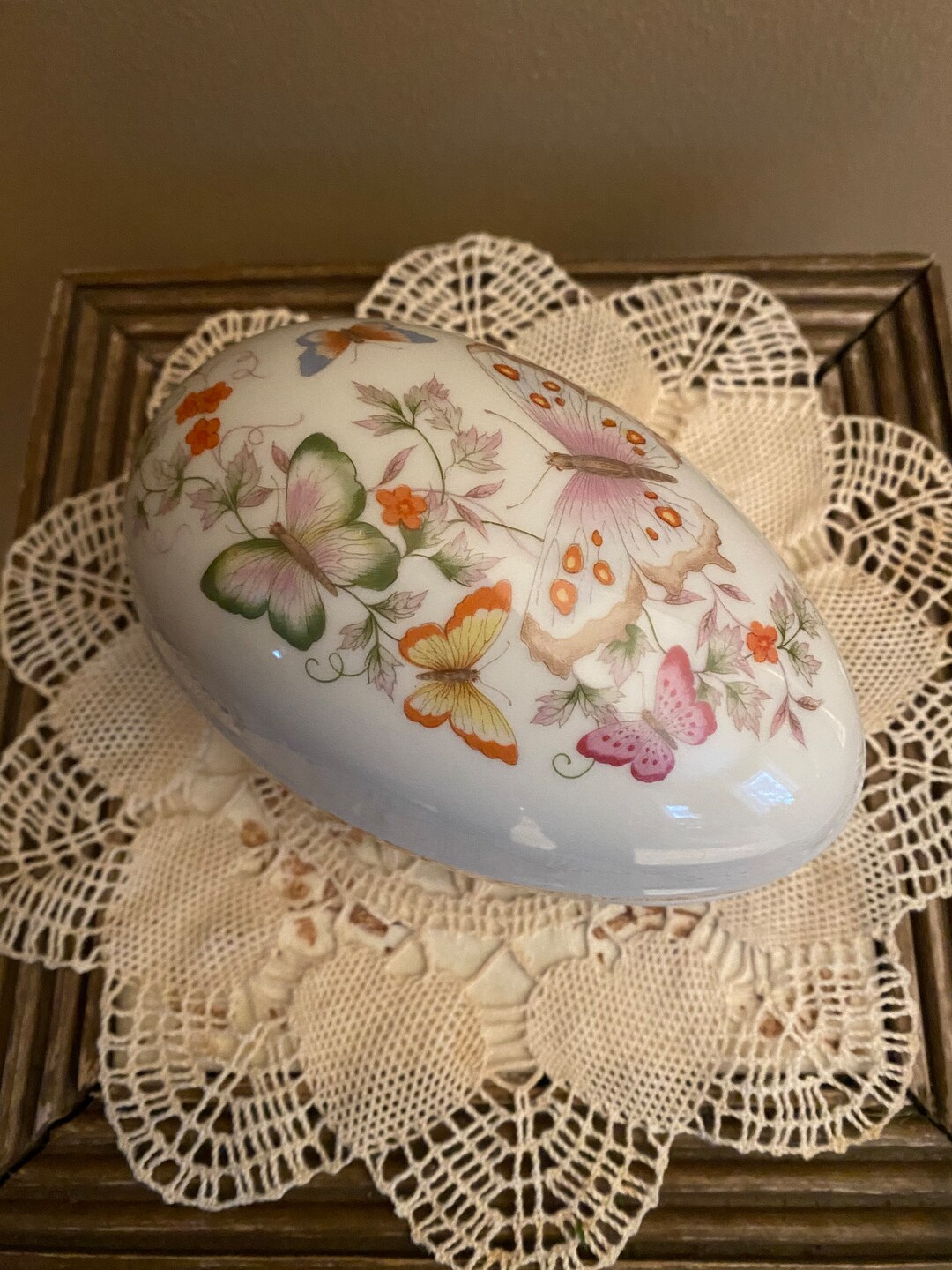 Vintage Avon Porcelain Egg Shaped Trinket Holder - Etsy