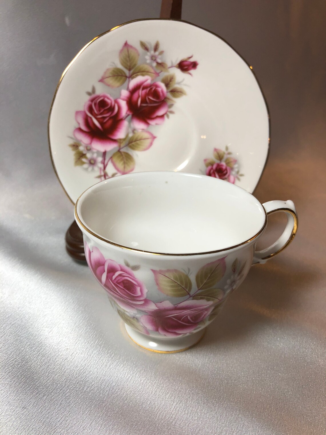 Queen Anne - Tea Cup With Roses and Leaves - Etsy