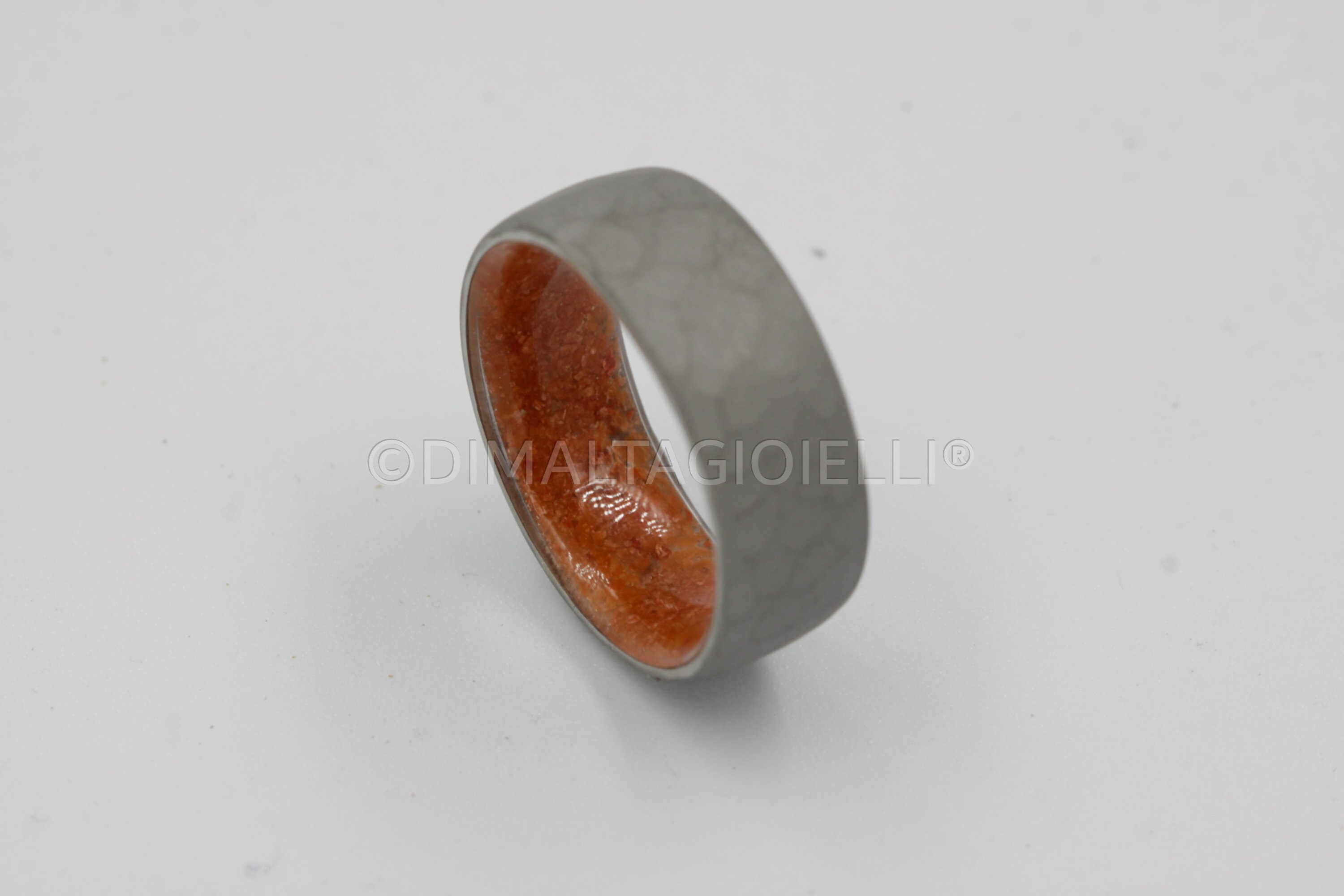 Sand blasted Hammered ring Coral wedding band red stone ring | Etsy