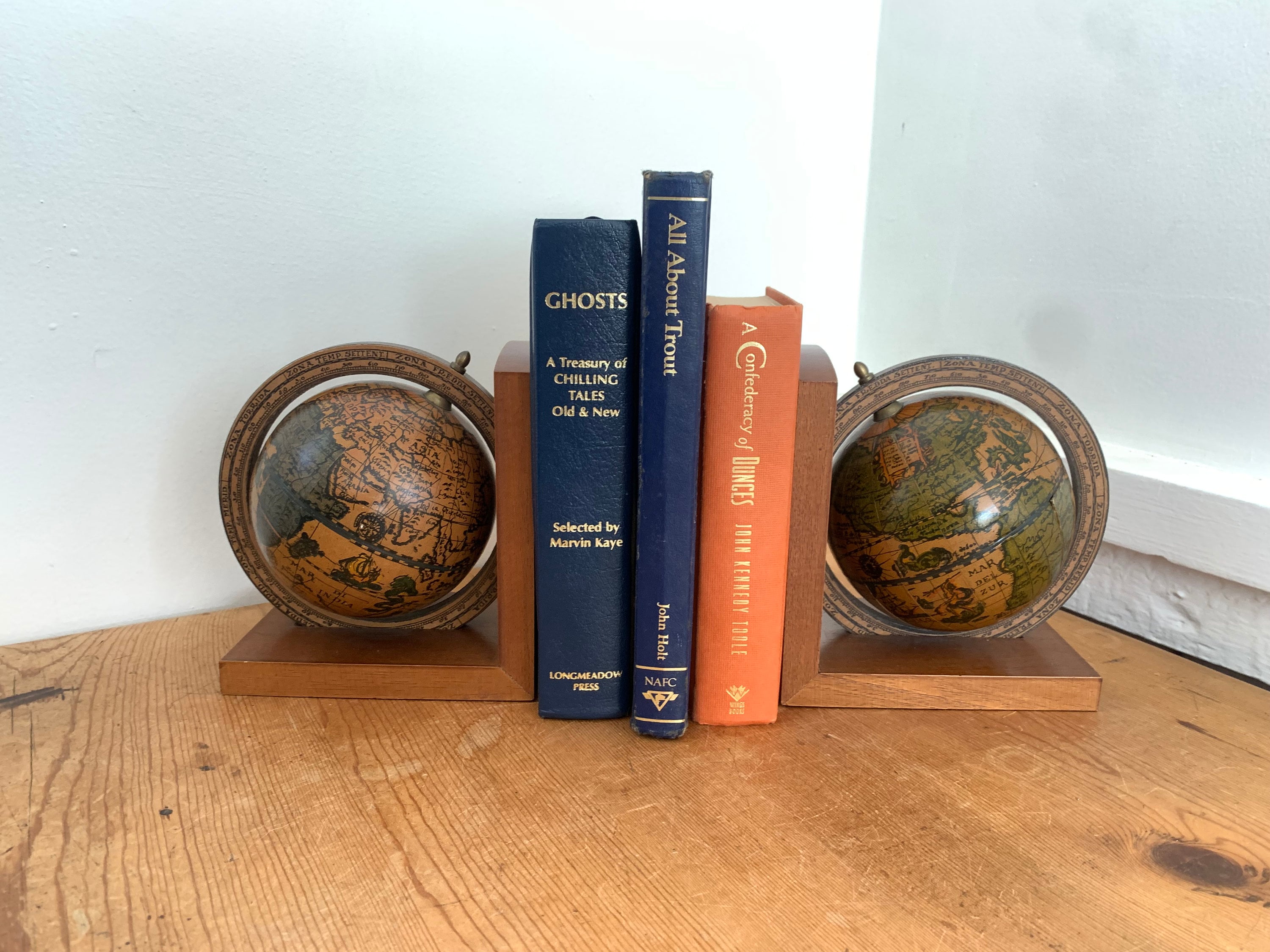 Old World Globe Bookends Vintage Spinning Globes Italy - Etsy