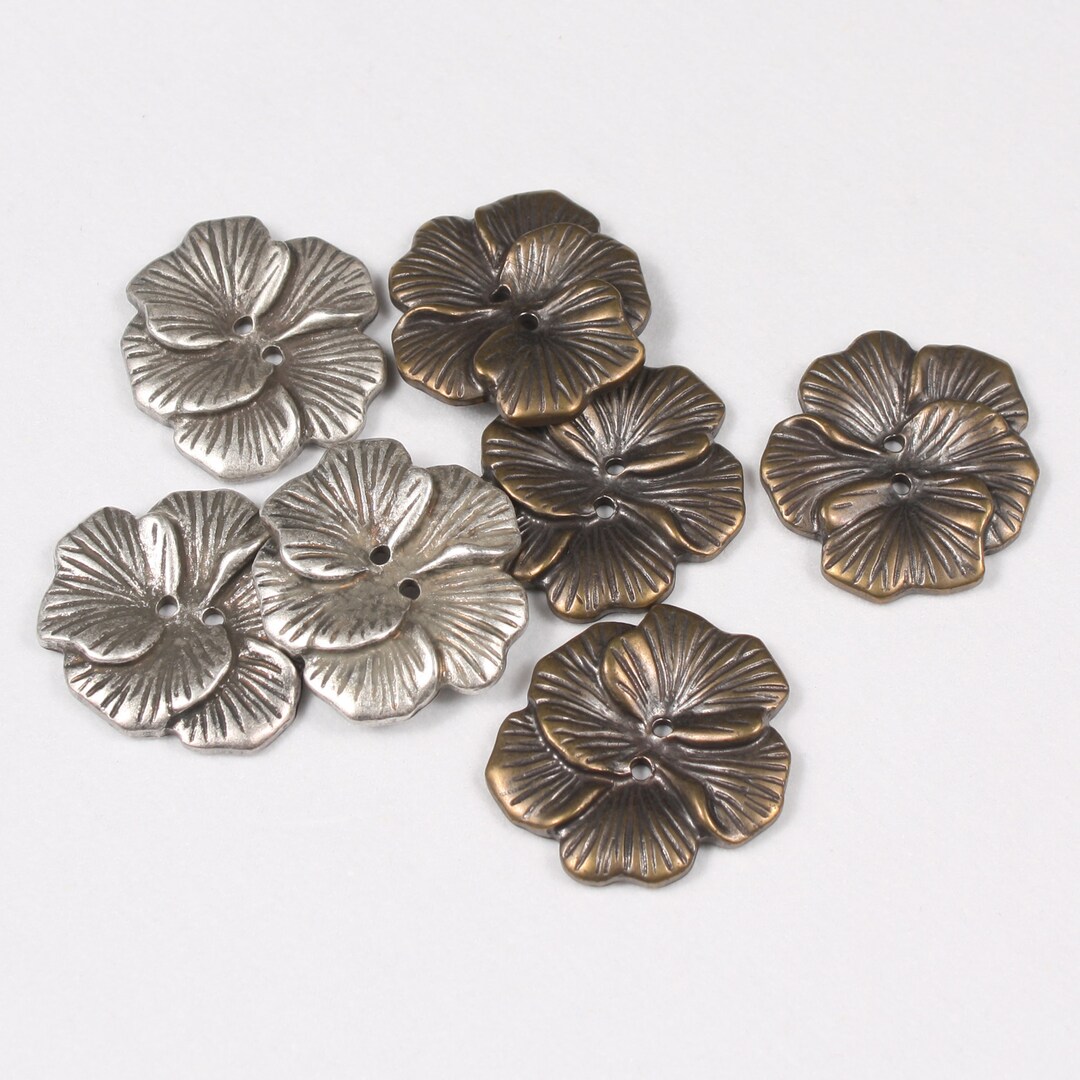 2 Flower-shaped Buttons Metallic Effect 3 Models Available - Etsy