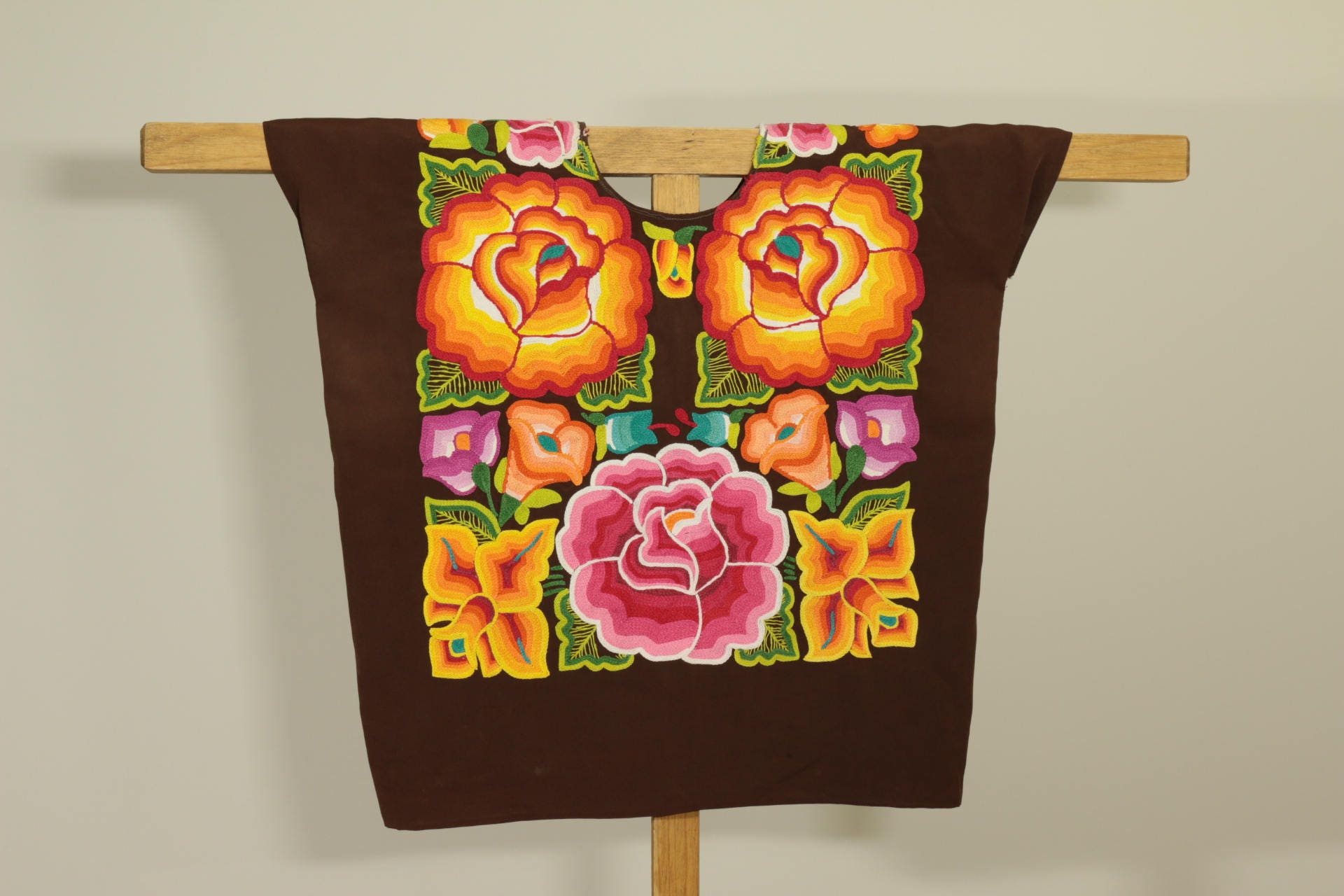 VINTAGE Tehuana clothing-huipiles, hand embroidery mexican top blouse ...